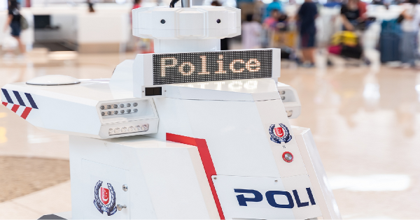 Singapore Airport now has police robots - PASSENGER SELF SERVICE