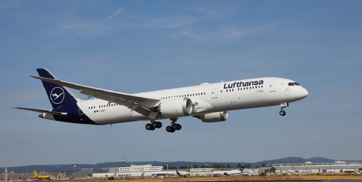 Lufthansa now offers more digital entertainment on board - PASSENGER ...